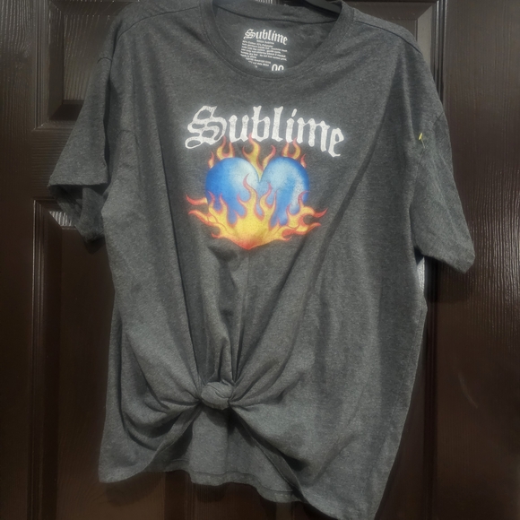 Sublime | Tops | Sublime Charcoal Short Sleeve Tee With Heart And Flame ...
